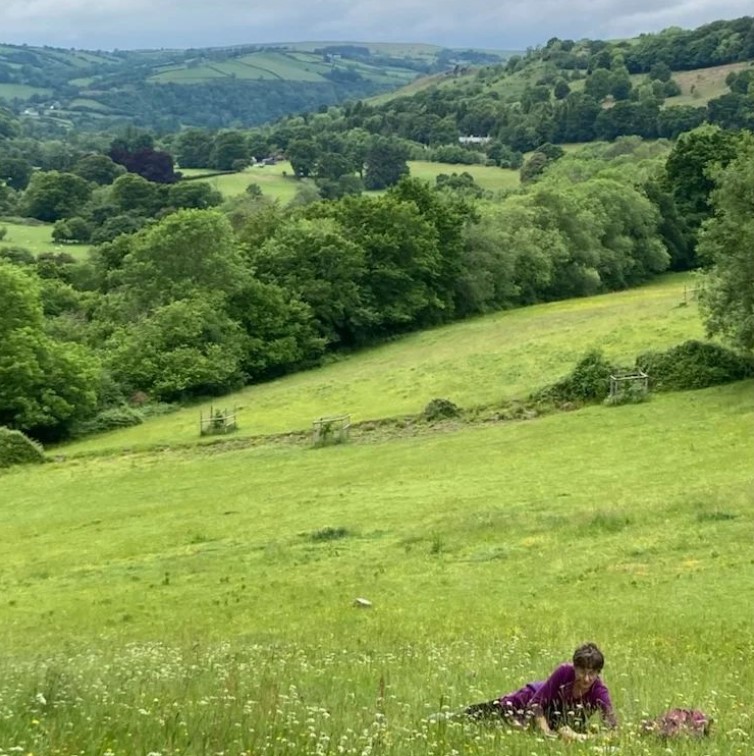 About - Lizzie Harper